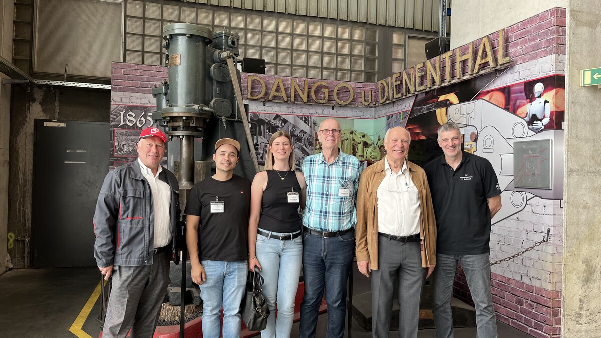 ERINNERUNG AN SCHÖNE ZEITEN | Dango & Dienenthal