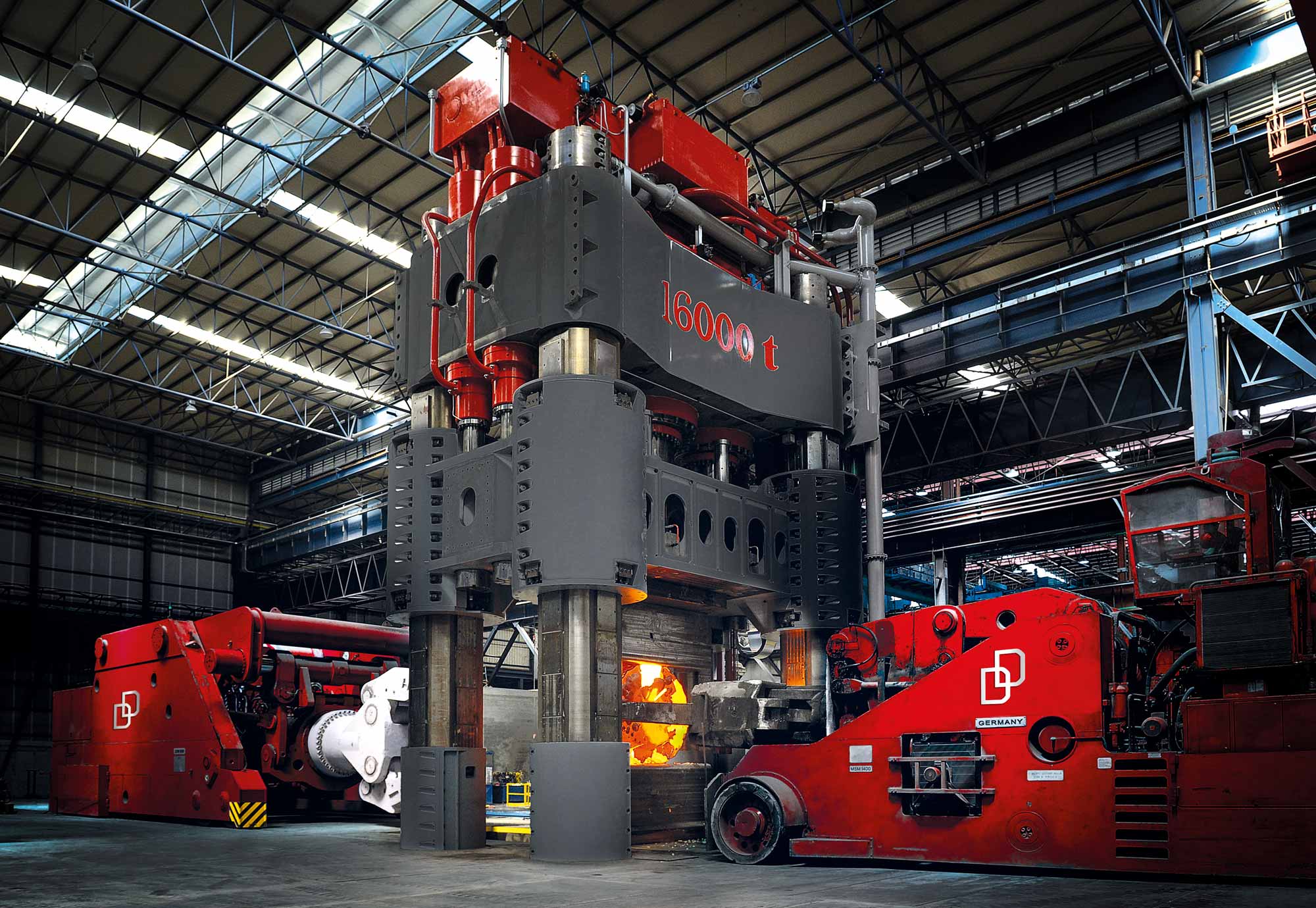 Schmiedemanipulatoren | Dango & Dienenthal